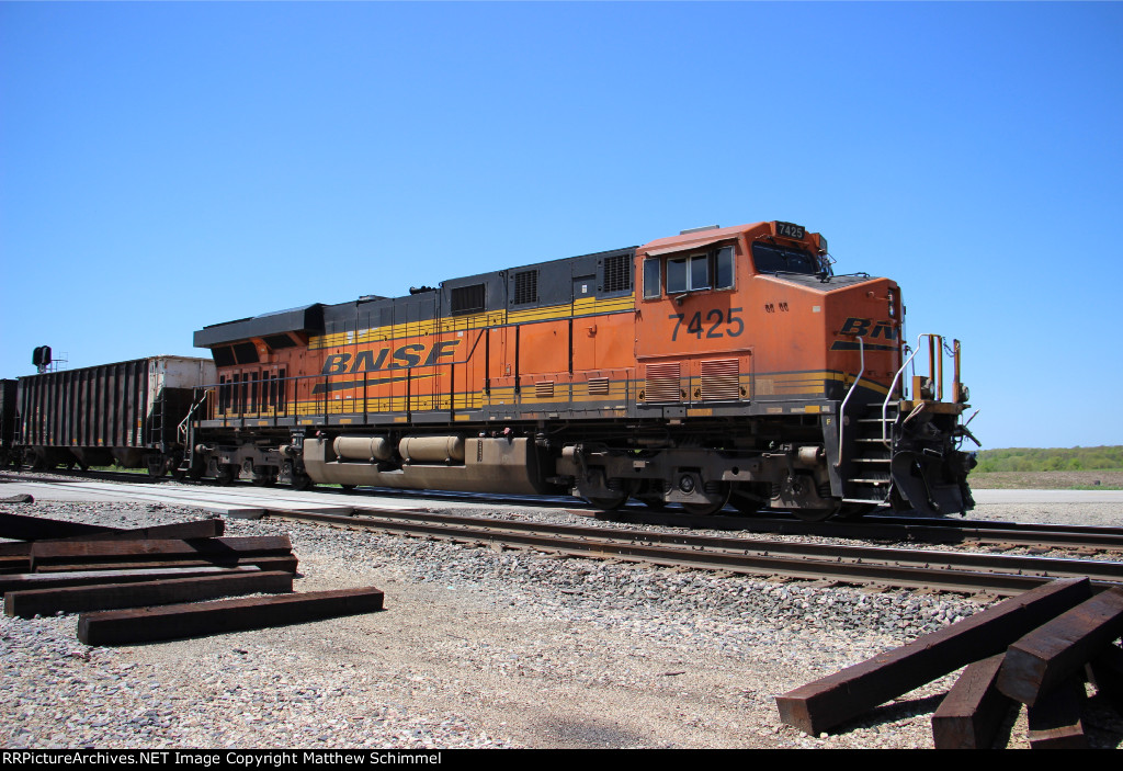 BNSF 7425 - DPU